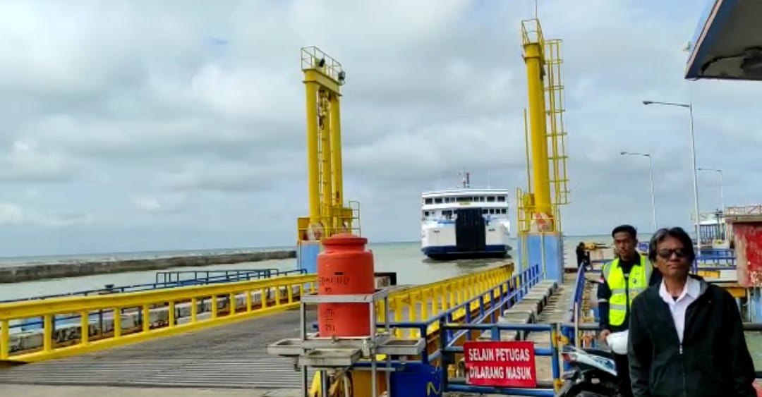 Transaksi Non Tunai di Pelabuhan Tanjung Kalian Masih Terkendala Listrik dan Informasi - NEGERI ...